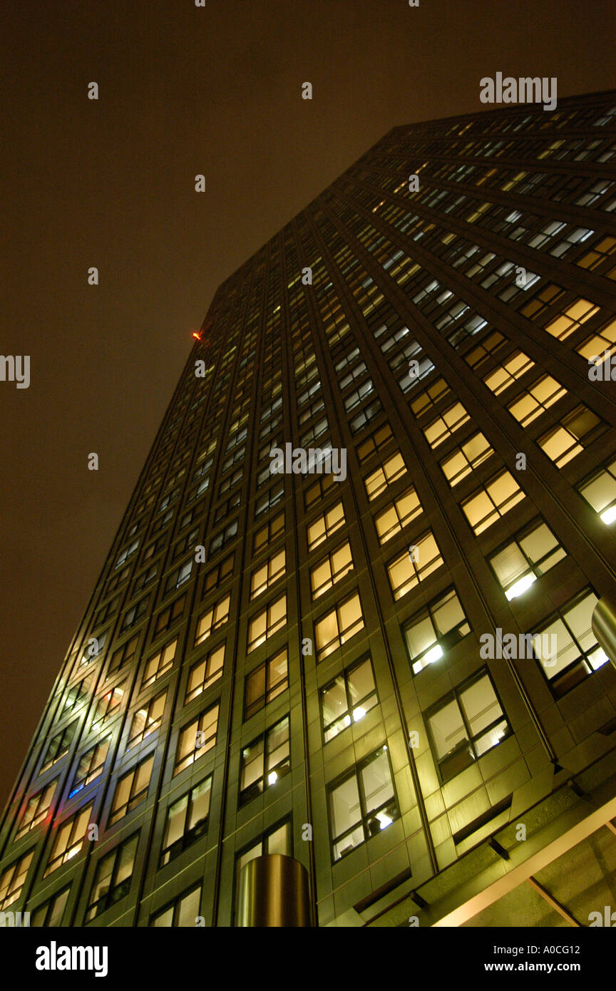 Canada tower reflection tower blocks canary wharf hi-res stock ...