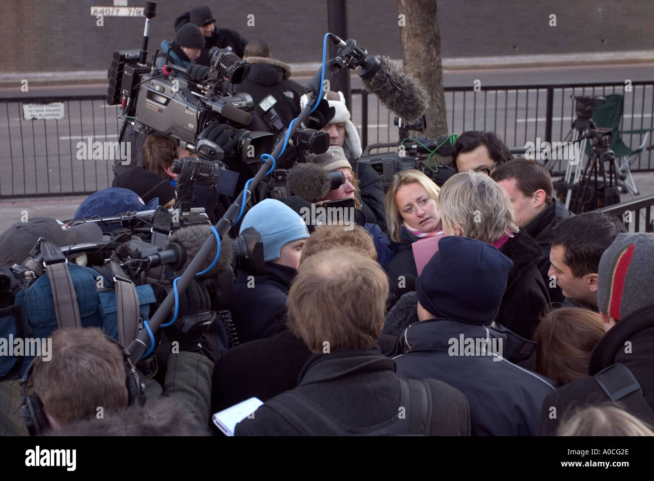 Media Scrum paddington Green Police Station London Stock Photo - Alamy