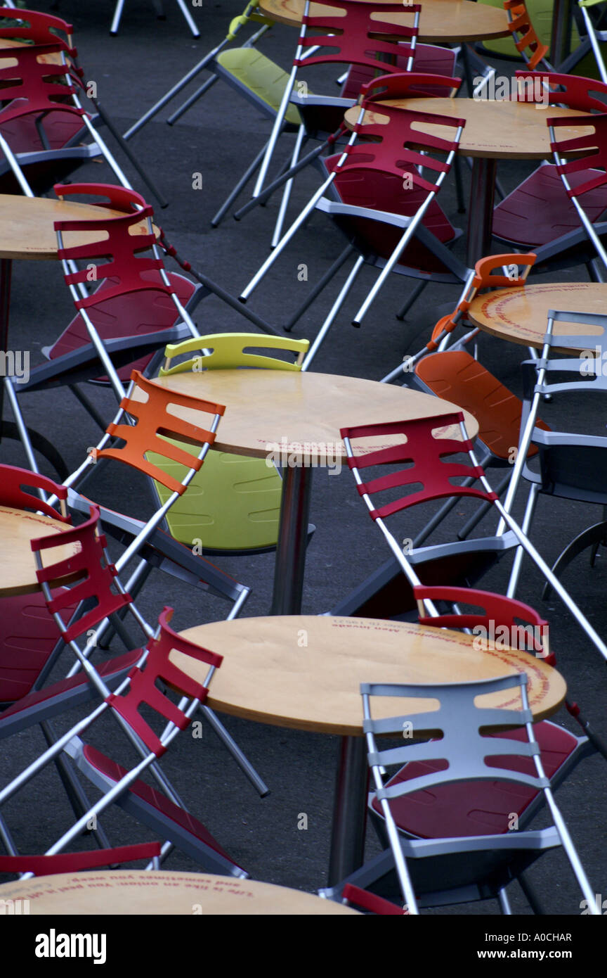 Eden project cafe hi-res stock photography and images - Alamy