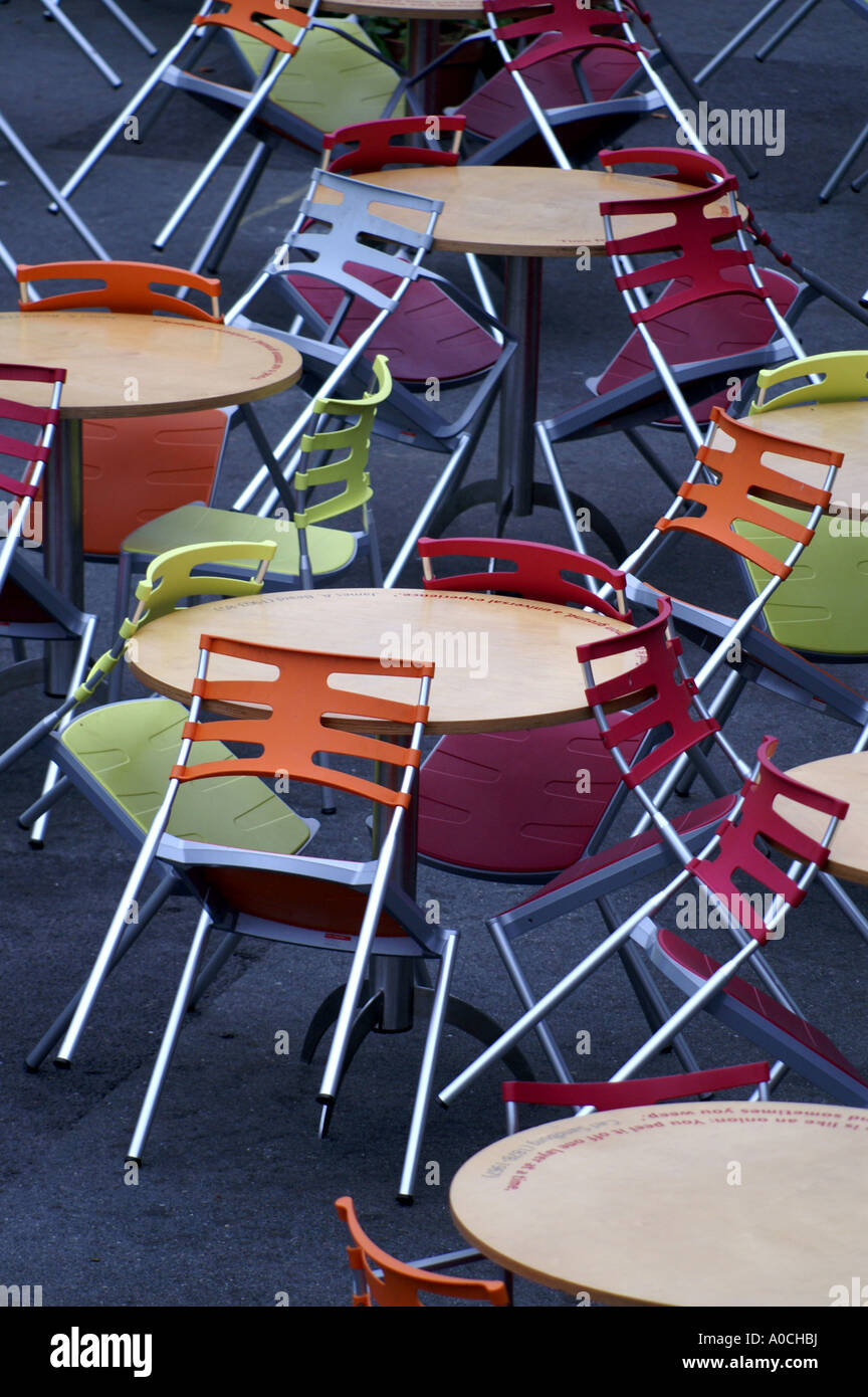 Eden project cafe hi-res stock photography and images - Alamy