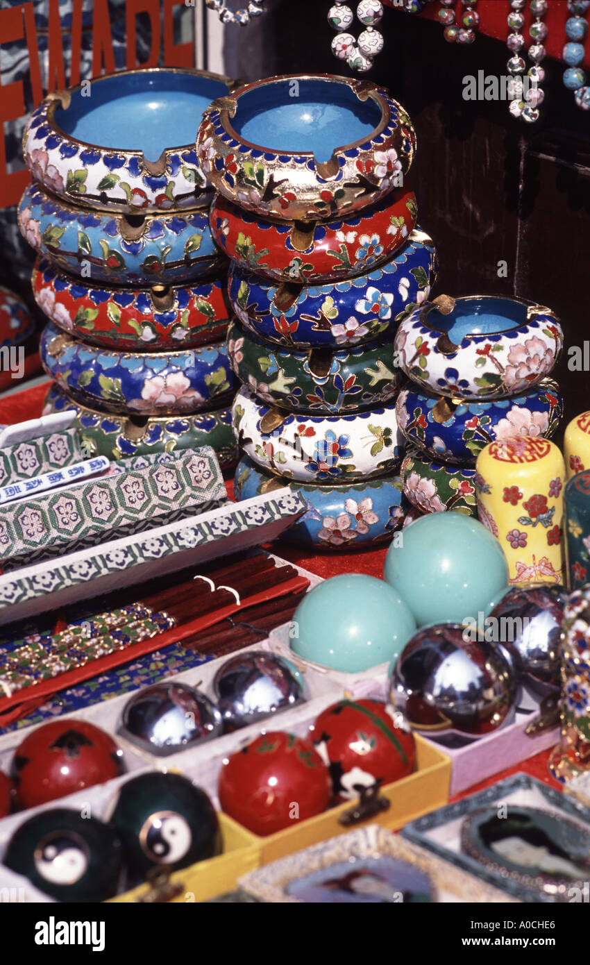 Old town bazaar shanghai hi-res stock photography and images - Alamy