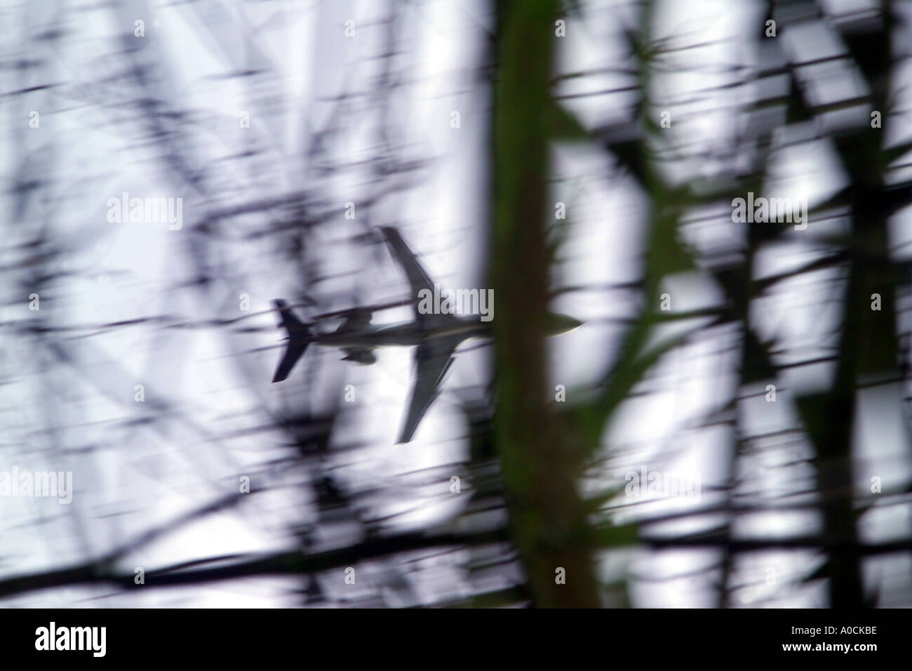 Flight path luton airport hi-res stock photography and images - Alamy
