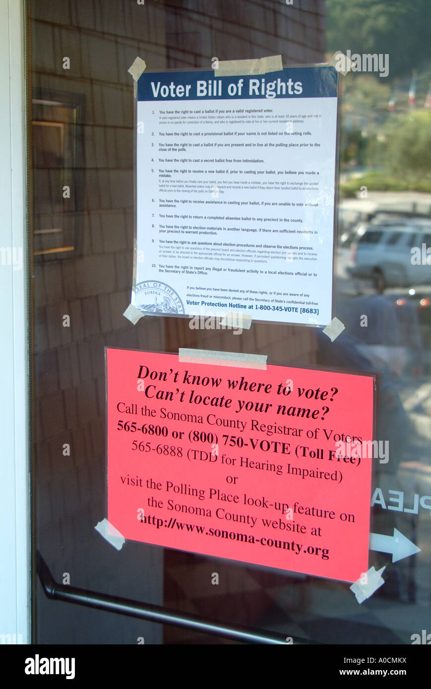 Voting location hi-res stock photography and images - Alamy