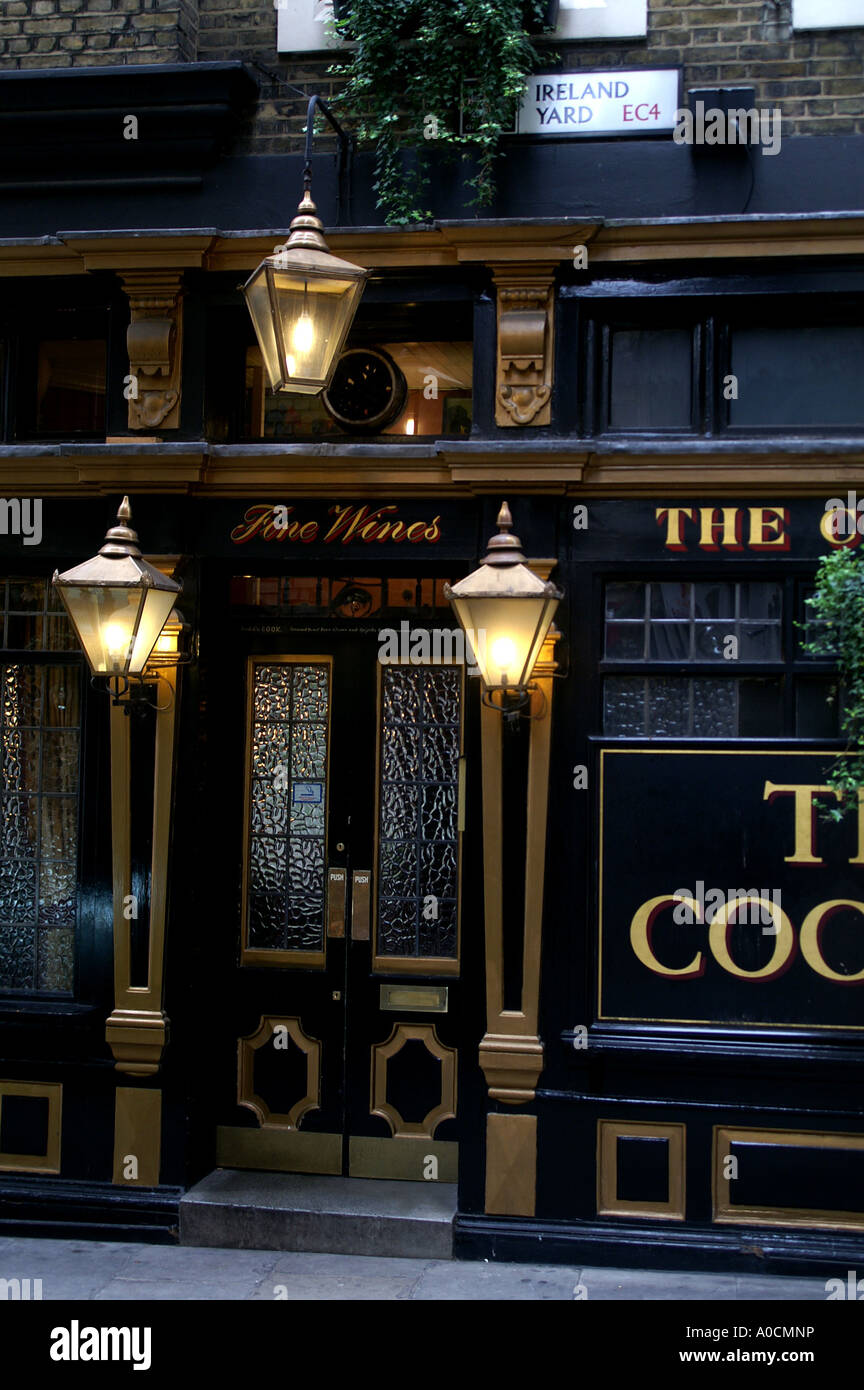 Standrews hi-res stock photography and images - Alamy