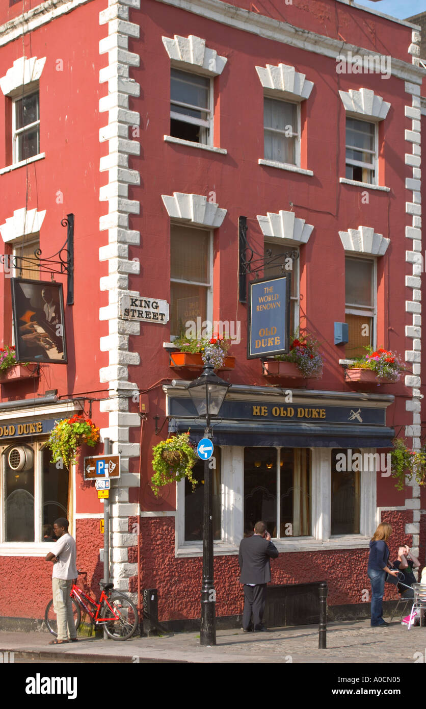 British jazz bars hi-res stock photography and images - Alamy