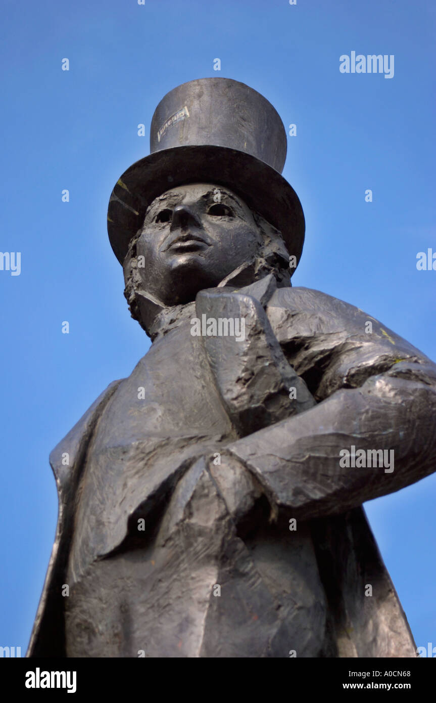 Isambard kingdom brunel top hat hi-res stock photography and images - Alamy