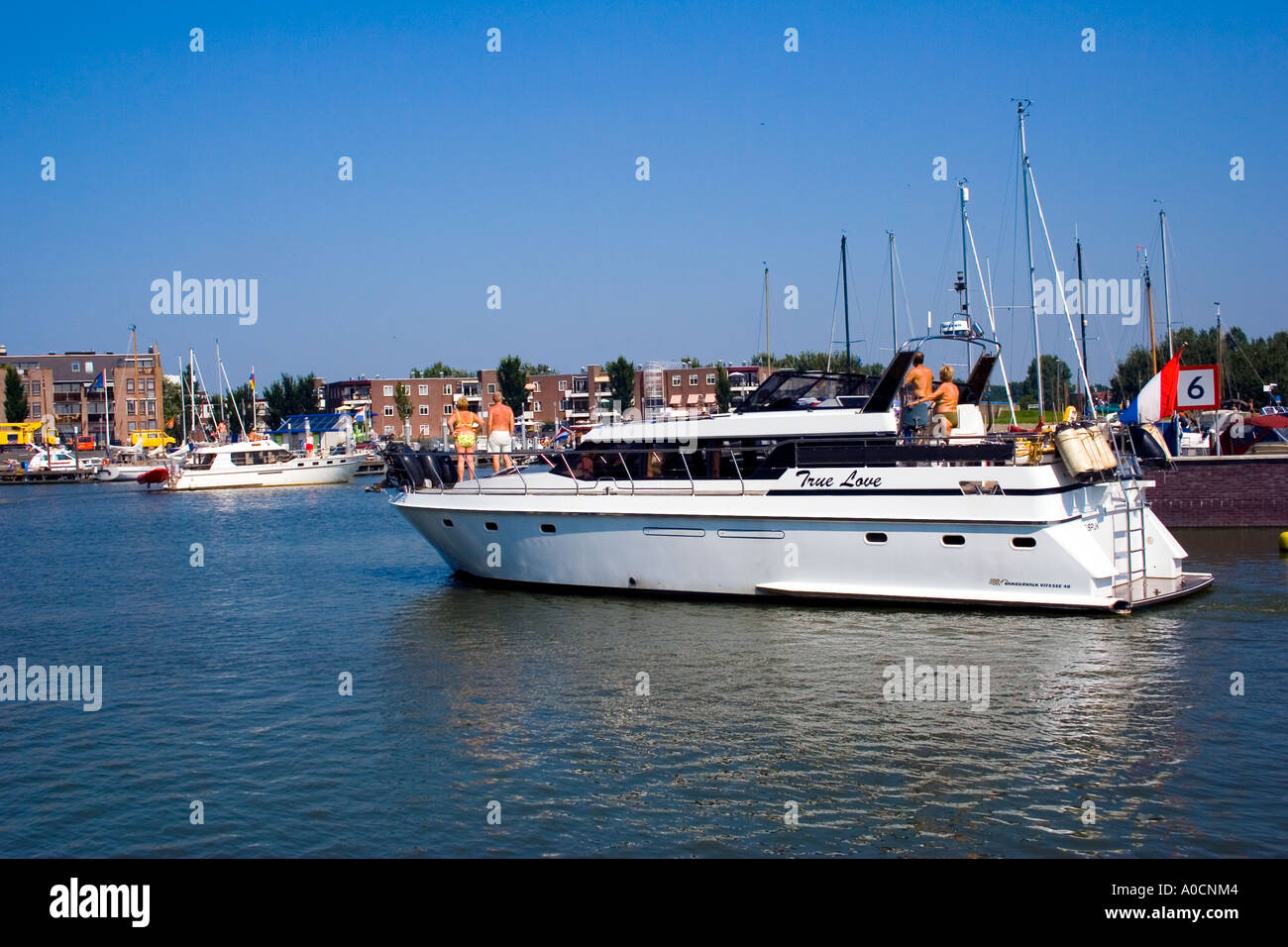 Big yacht hi-res stock photography and images - Alamy