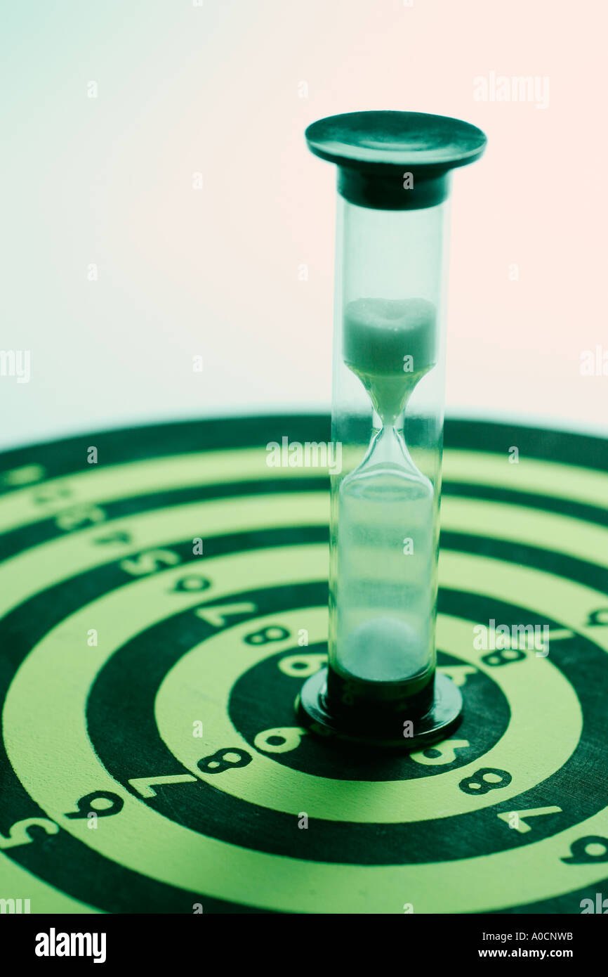 Sandtimer hi-res stock photography and images - Alamy