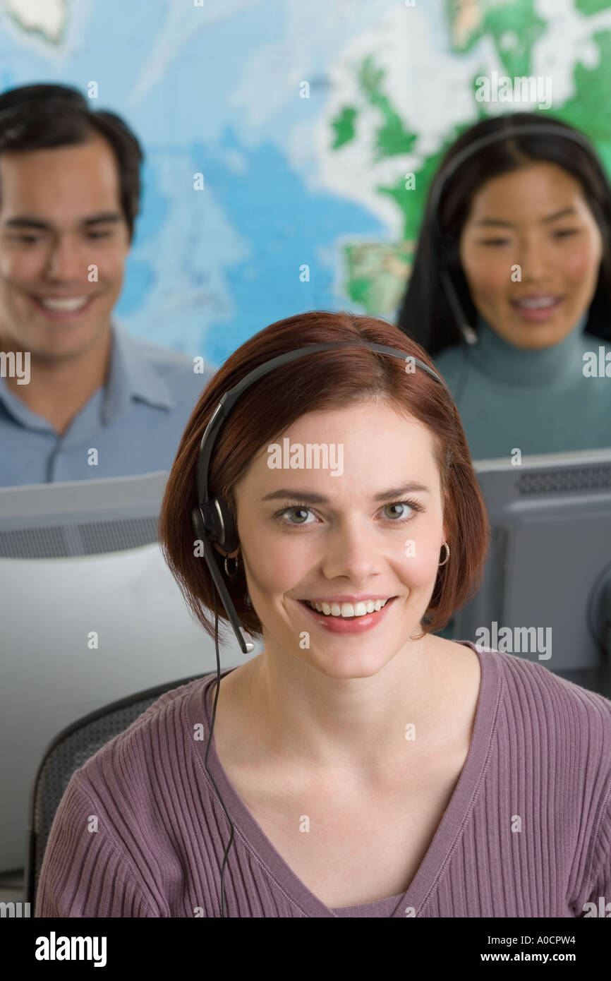 Headsets and workers hi-res stock photography and images - Alamy