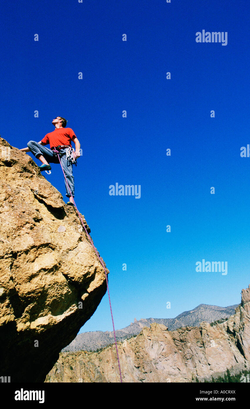 Us color colour outdoor day sunny blue sky vertical hi-res stock ...