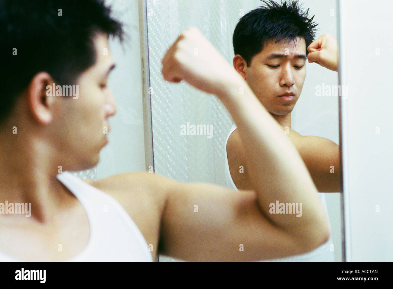 Man Flexing Mirror High Resolution Stock Photography and Images - Alamy