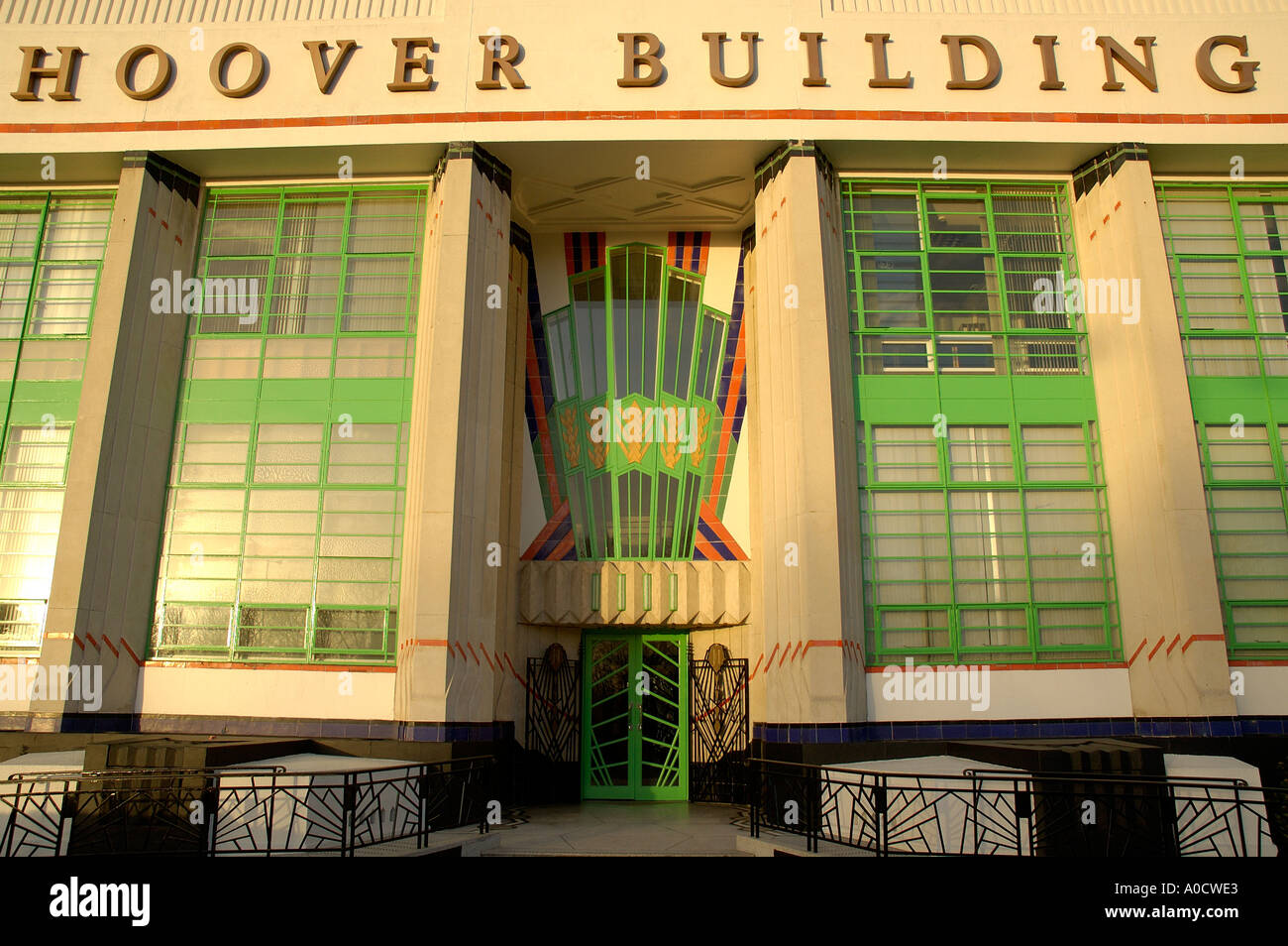 Hoover building hi-res stock photography and images - Alamy