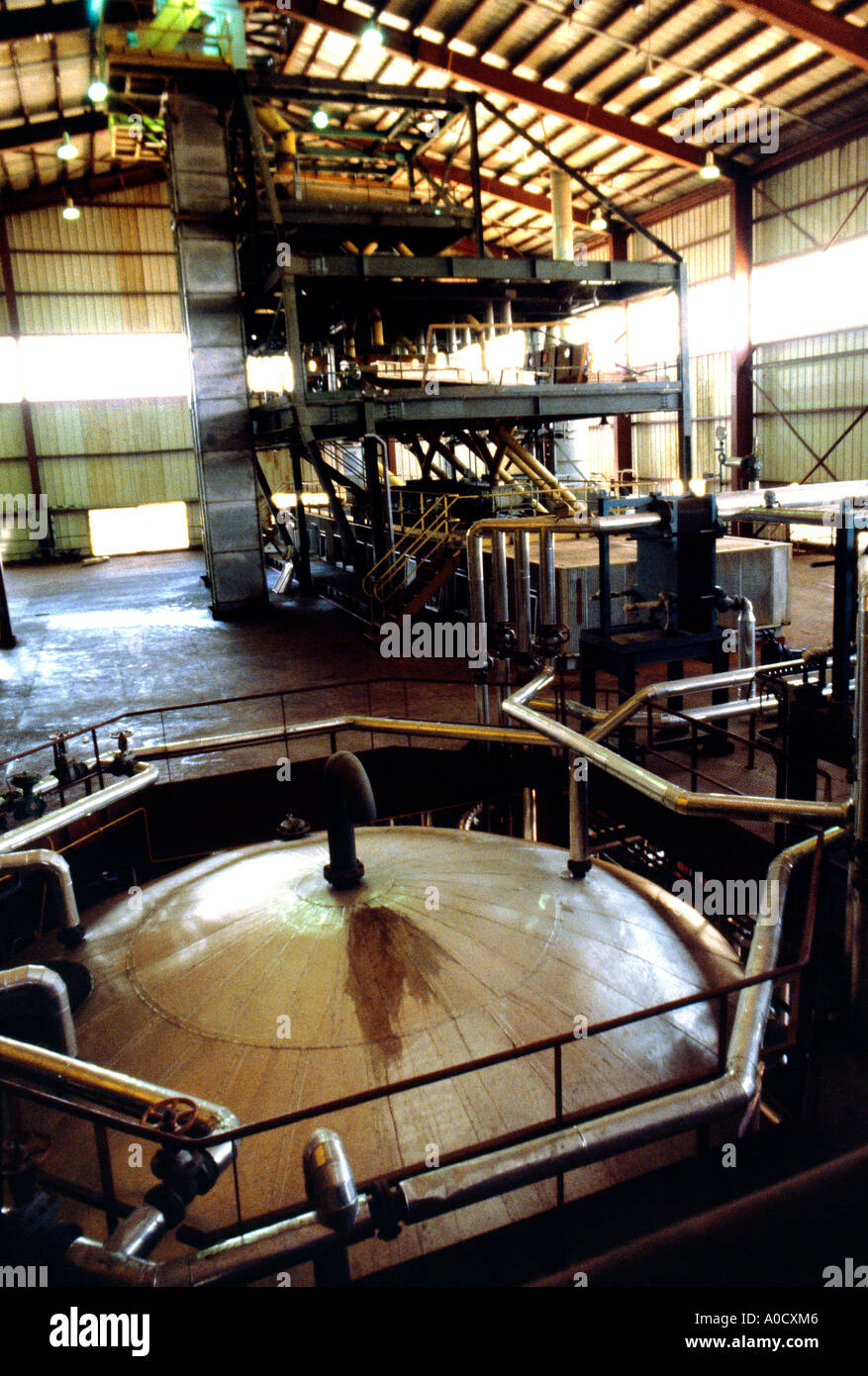 Boiling sugar cane juice hi-res stock photography and images - Alamy