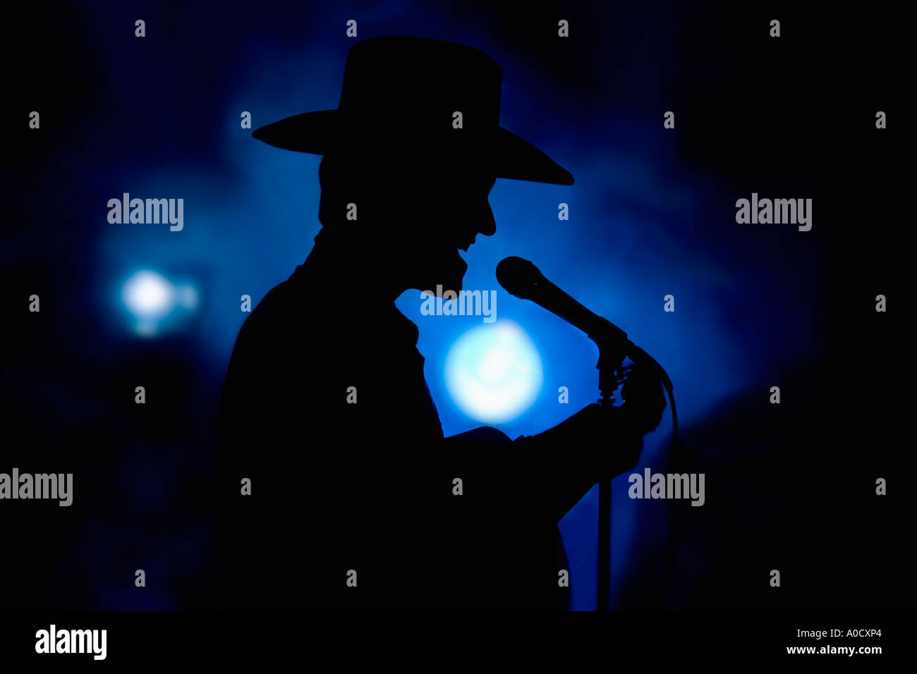 Country singer on stage Stock Photo - Alamy