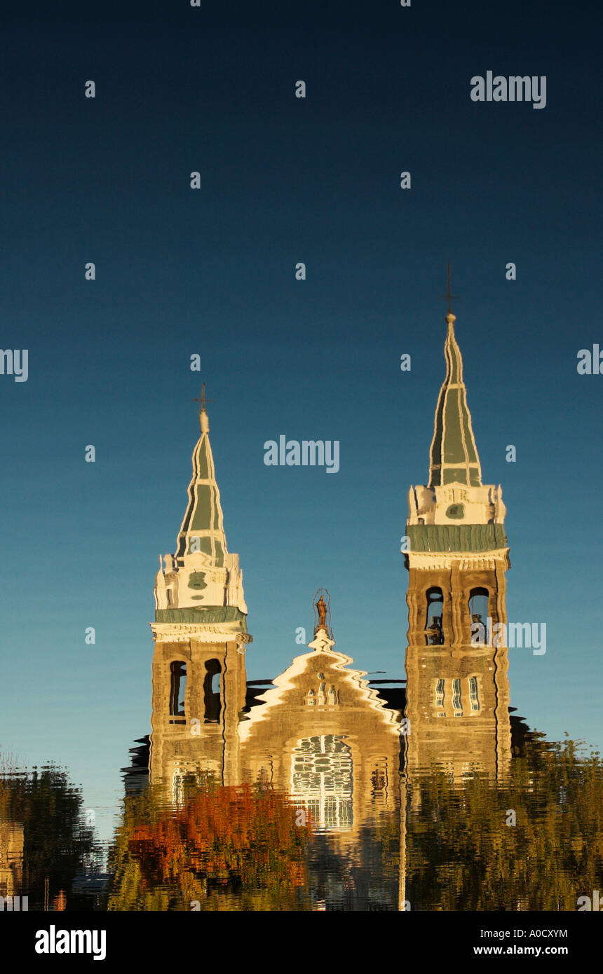 Reflection of Farnham church Quebec Canada Stock Photo - Alamy