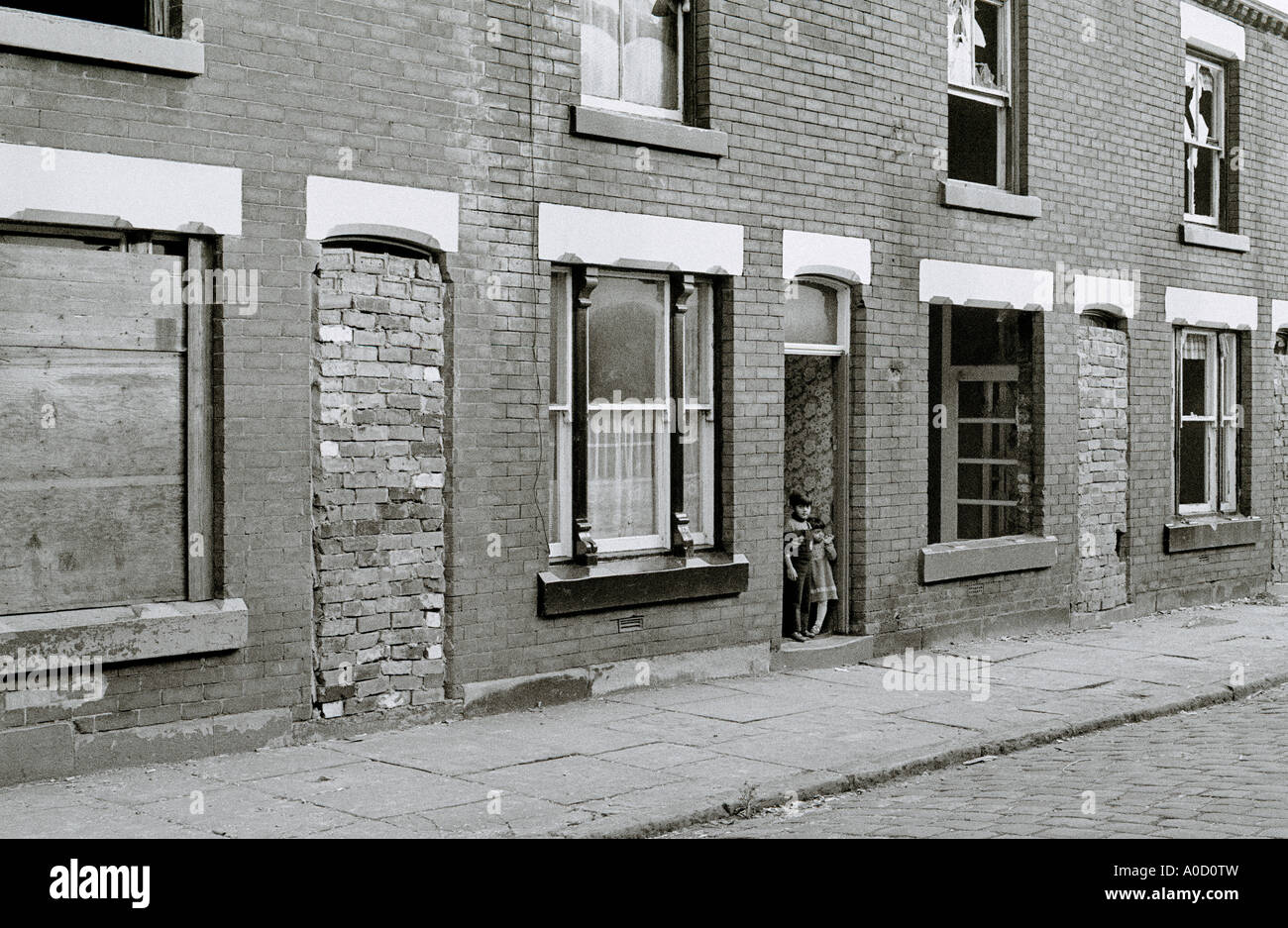 Uk slums hi-res stock photography and images - Alamy