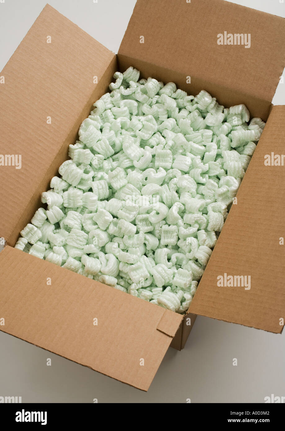 Styrofoam popcorn hi-res stock photography and images - Alamy