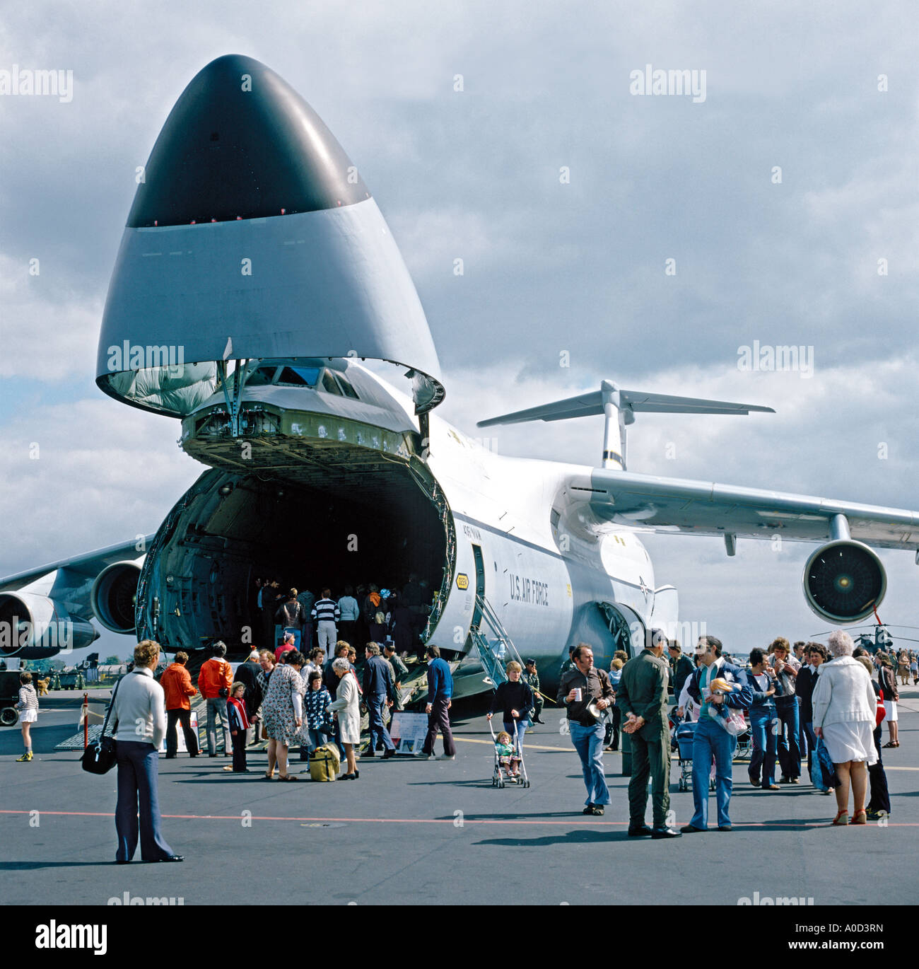 USAF C5 Galaxy heavy lift military air transport Stock Photo - Alamy