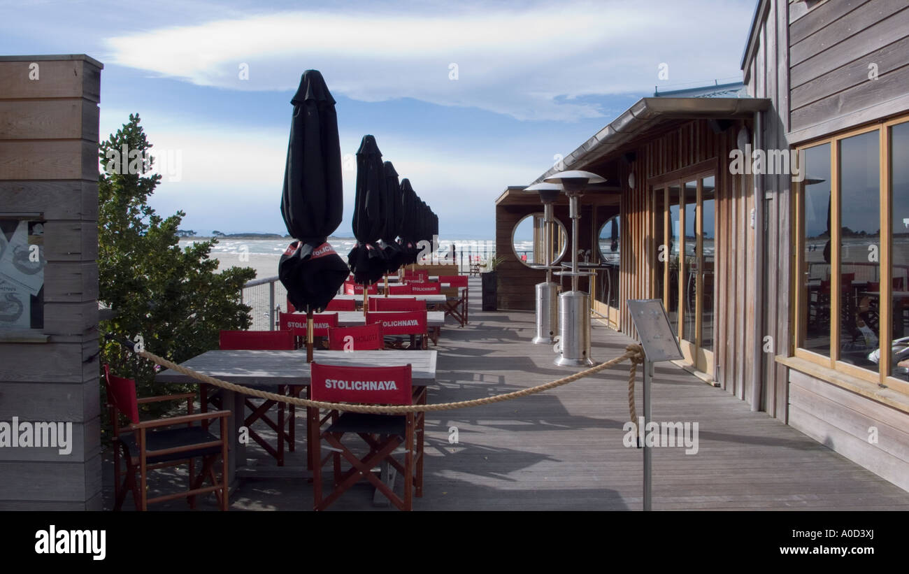 A beachside cafe at Sumner beach New Zealand Stock Photo - Alamy