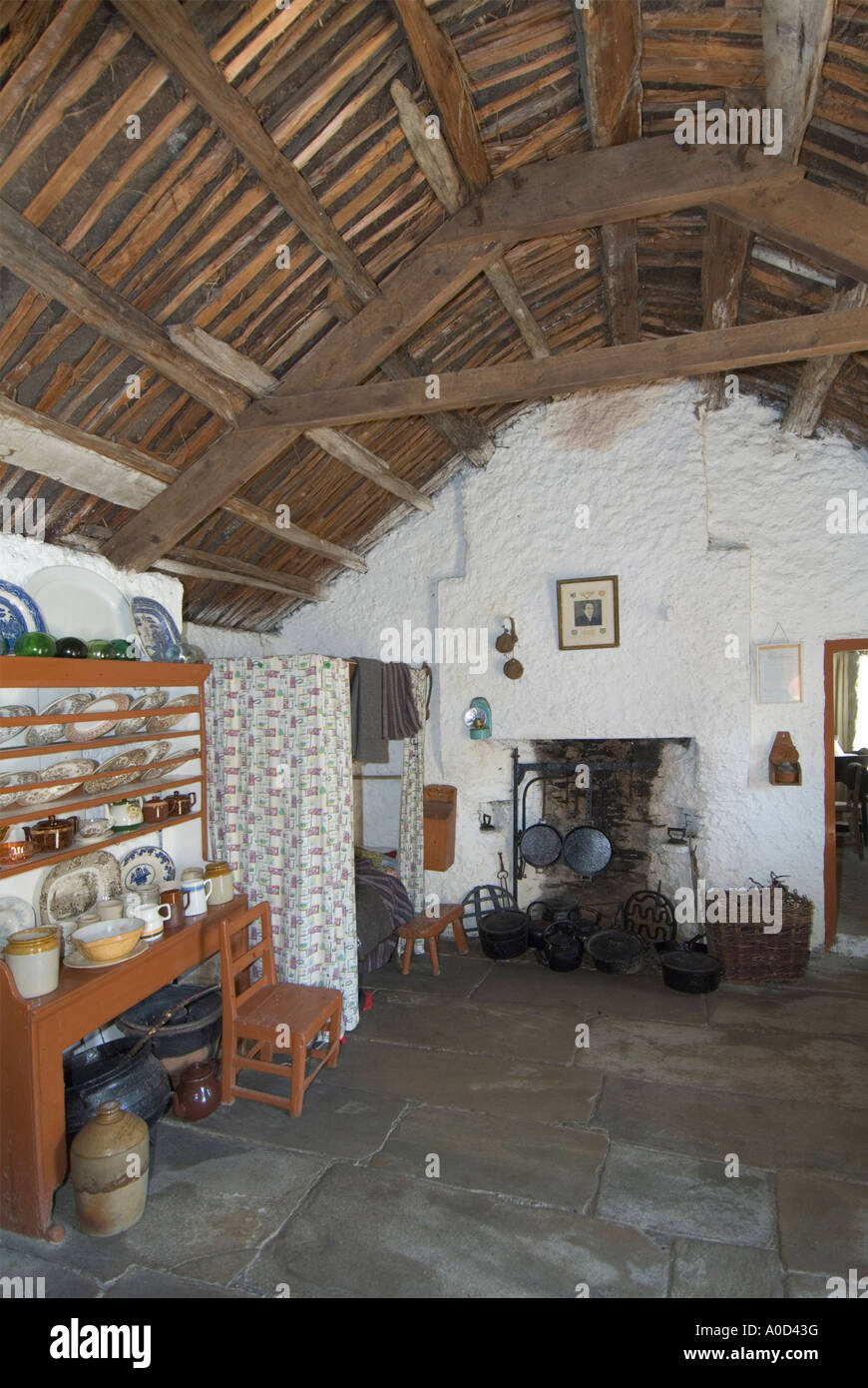 Glencolmcille folk village hi-res stock photography and images - Alamy