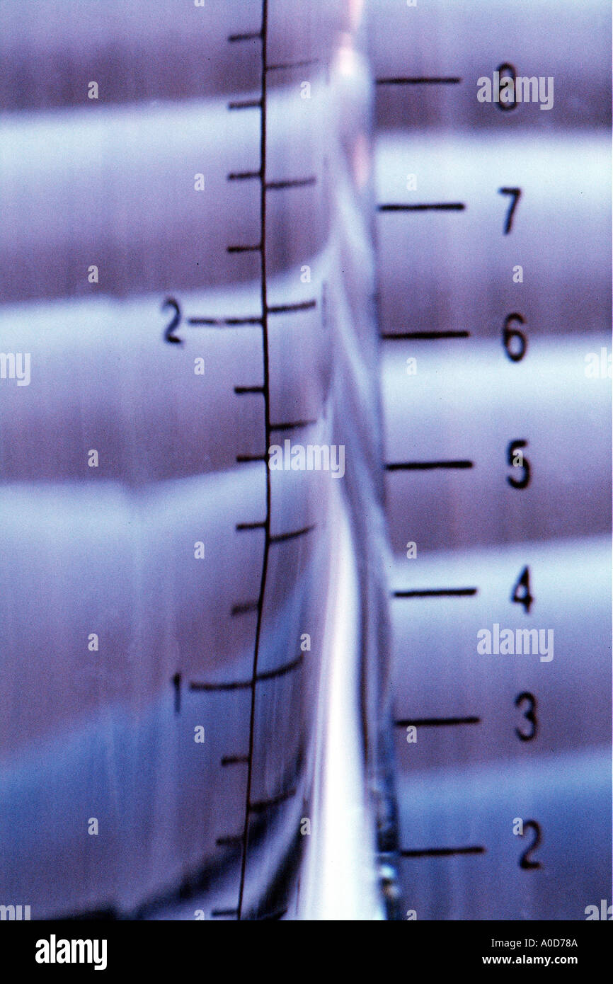 Graduated labware hi-res stock photography and images - Alamy