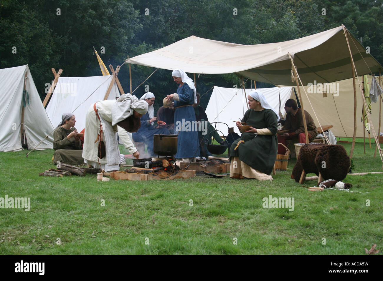Saxon encampment hi-res stock photography and images - Alamy