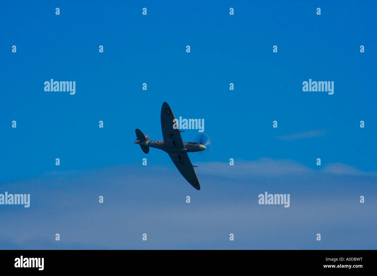 Ww2 spitfire flying eastbourne airshow hi-res stock photography and ...
