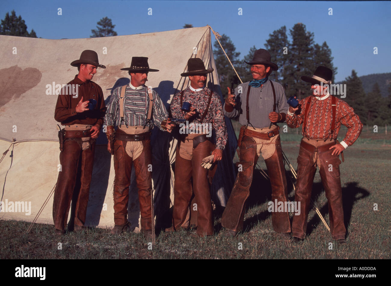 Cowboys camp hi-res stock photography and images - Alamy