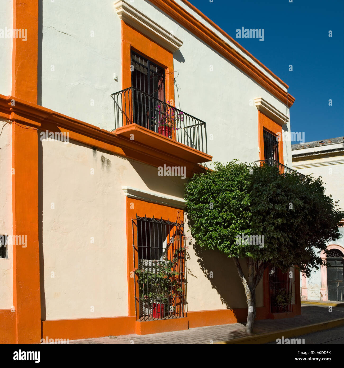 Colonial neo tropical architecture mexico hi-res stock photography and ...