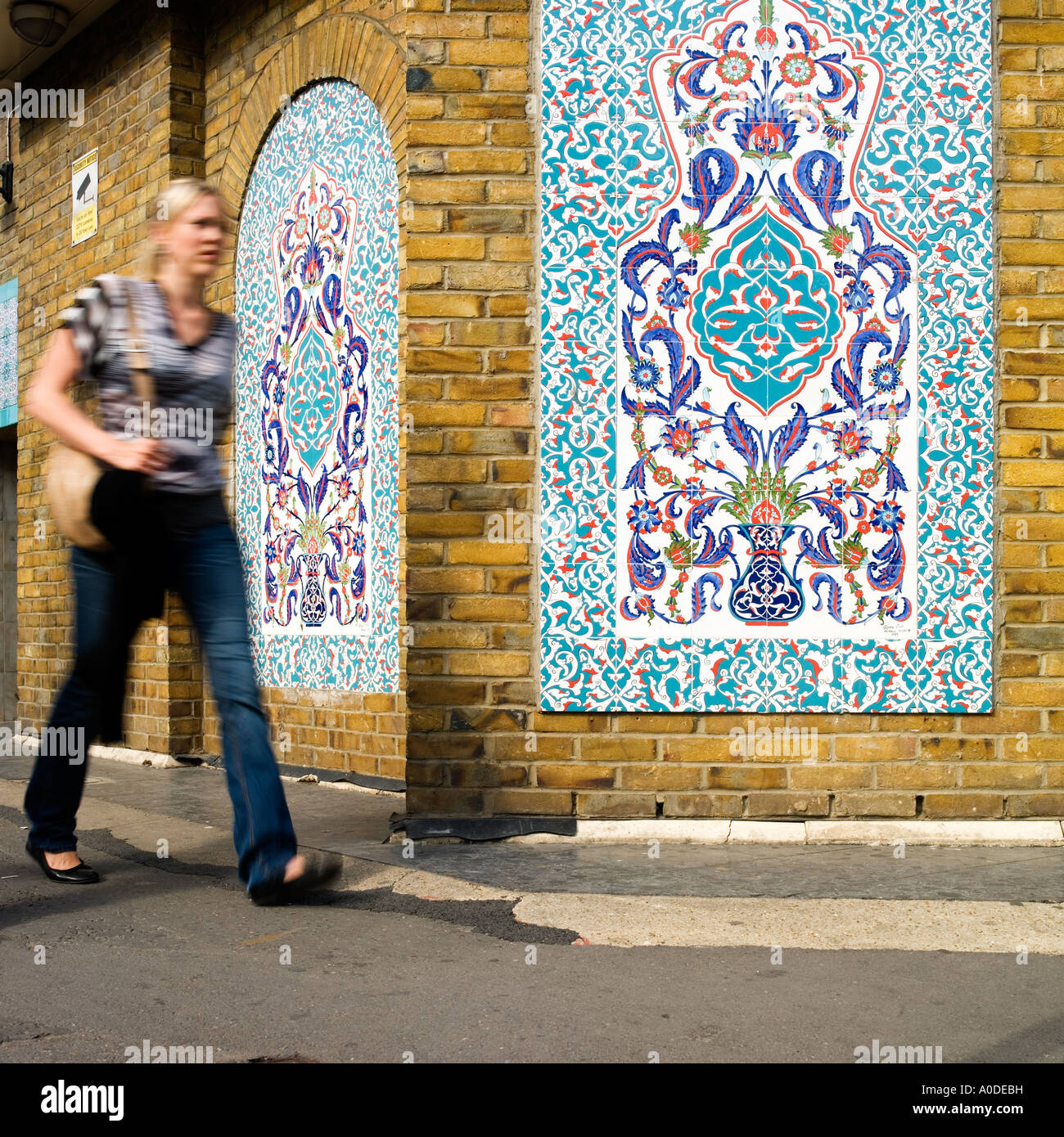Turkish mosaics outside Suleymaniye Mosque in Kingsland Road East ...