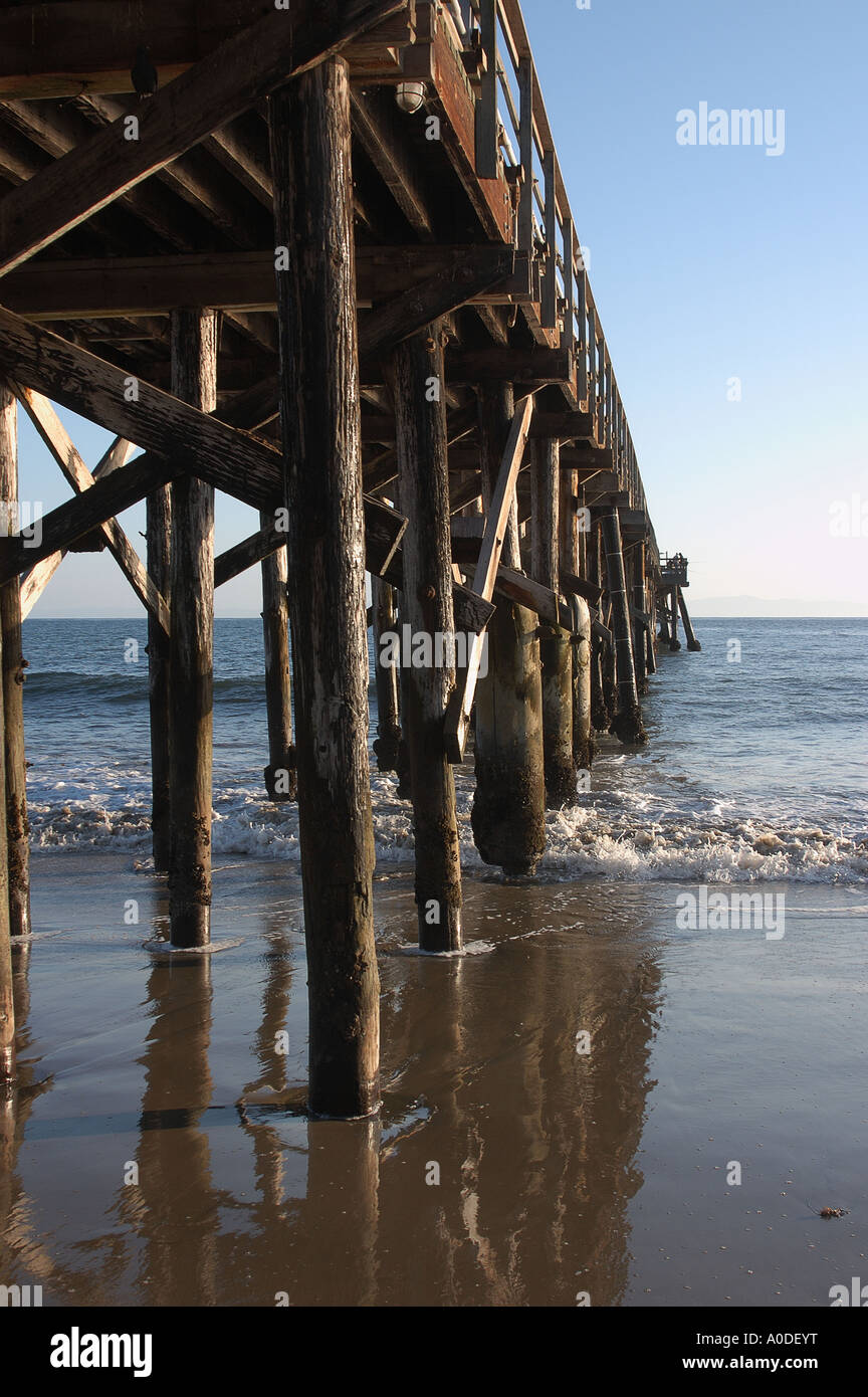 Goleta pier hi-res stock photography and images - Alamy