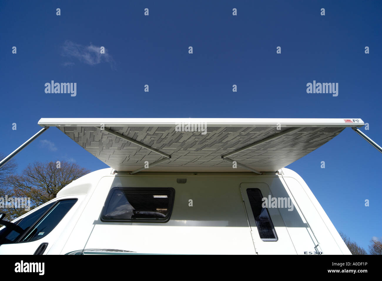 Sky van hi-res stock photography and images - Alamy