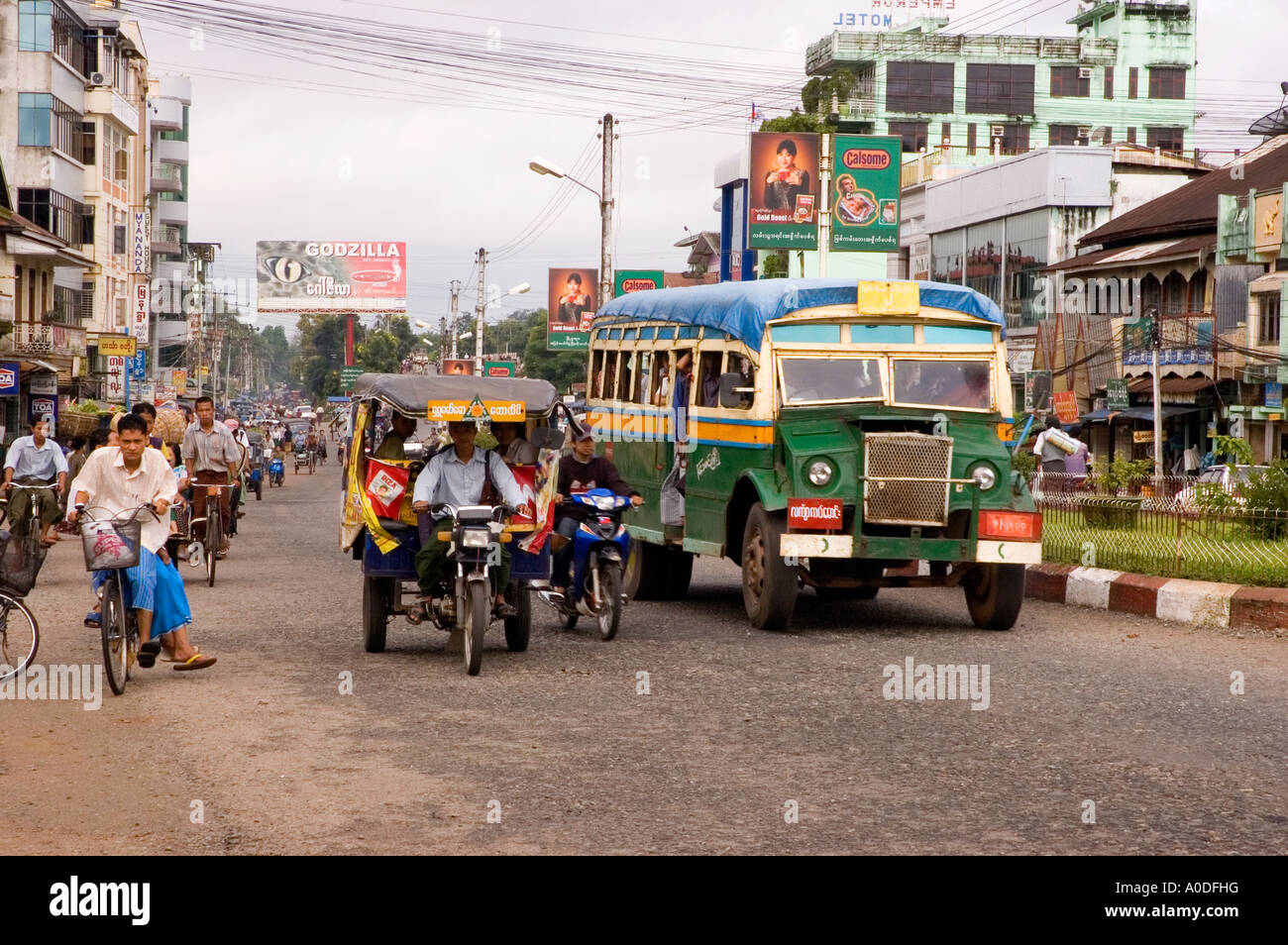 General traffic hi-res stock photography and images - Alamy