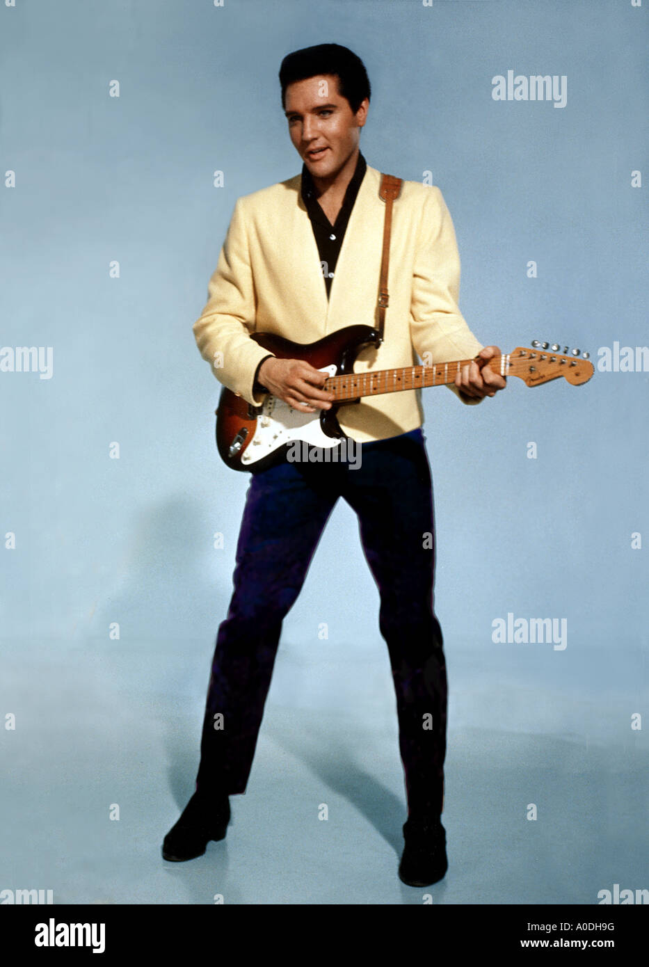 ELVIS PRESLEY - US singer/actor Stock Photo - Alamy