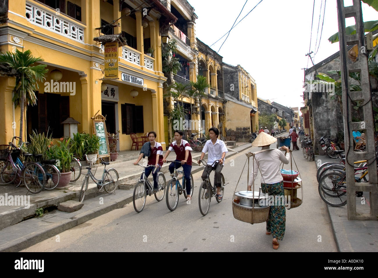 Thai hoc hi-res stock photography and images - Alamy
