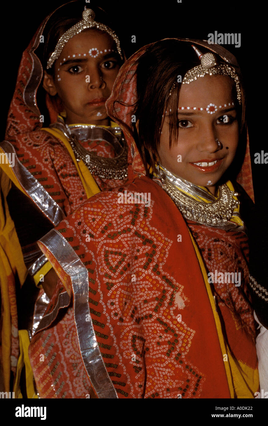 Young traditional Indian folk dancers Pushkar Cultural and Camel ...