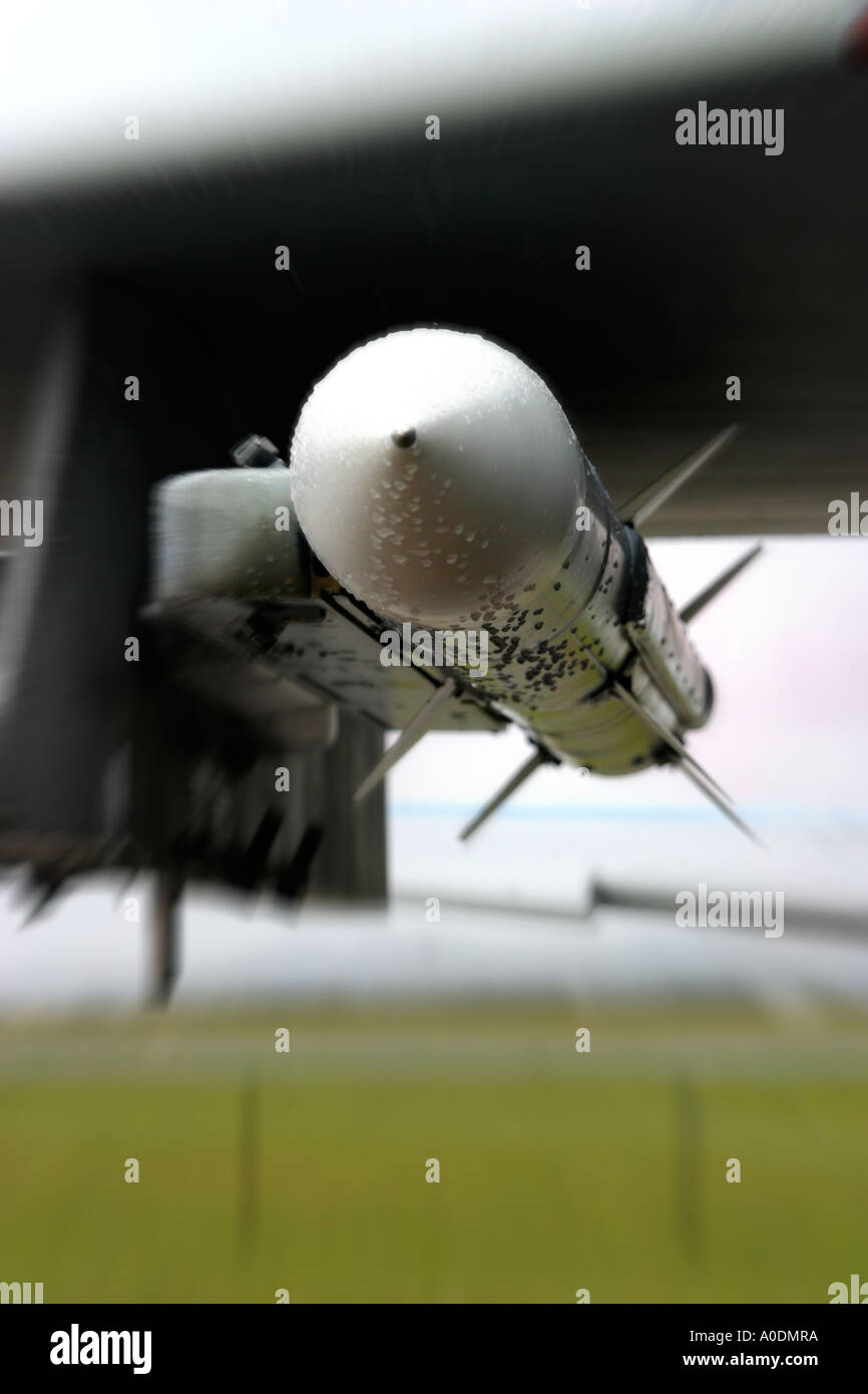 Missile on plane hi-res stock photography and images - Alamy