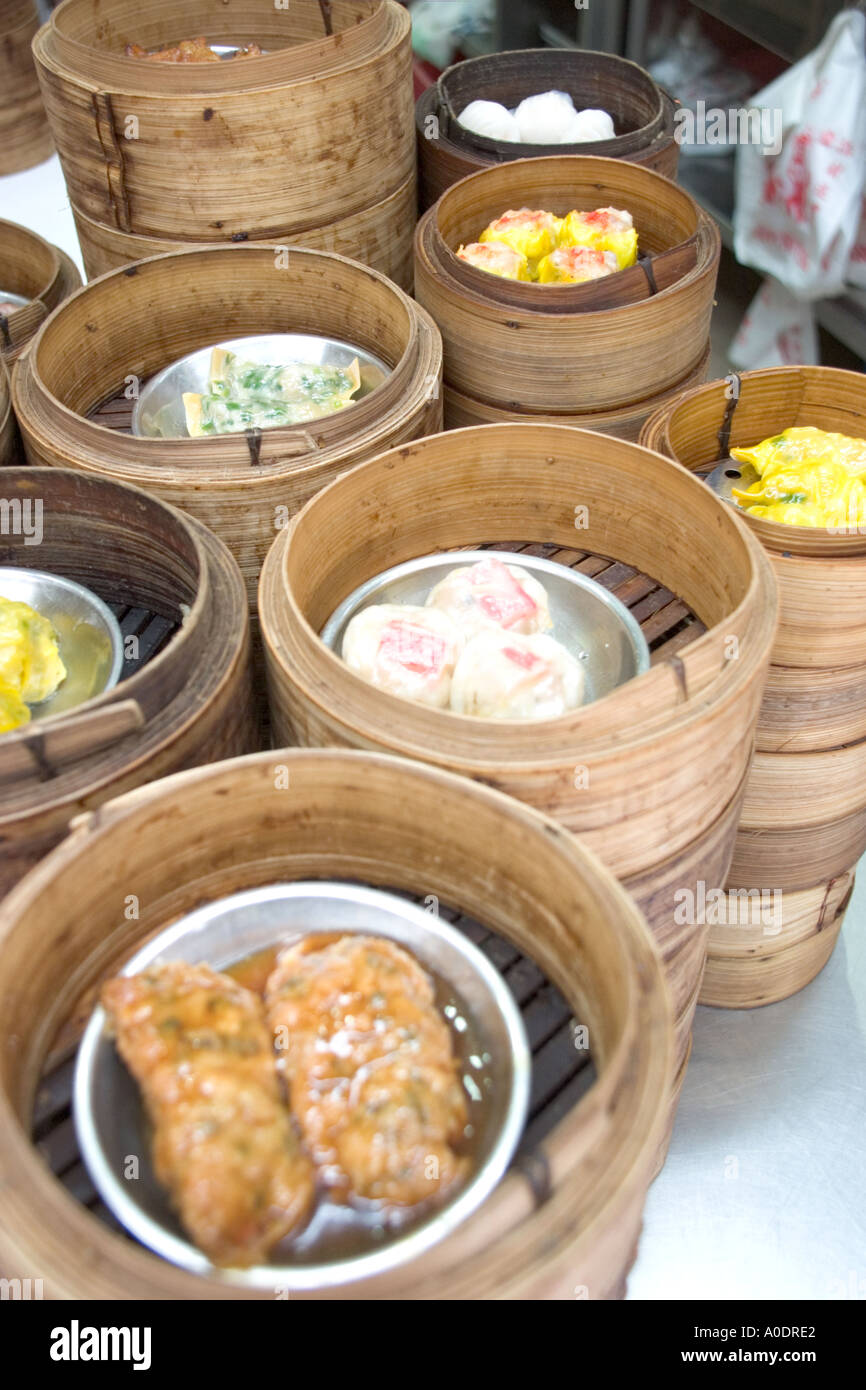 Dim sum in bamboo baskets await steaming in Singapore s Chinatown Stock ...