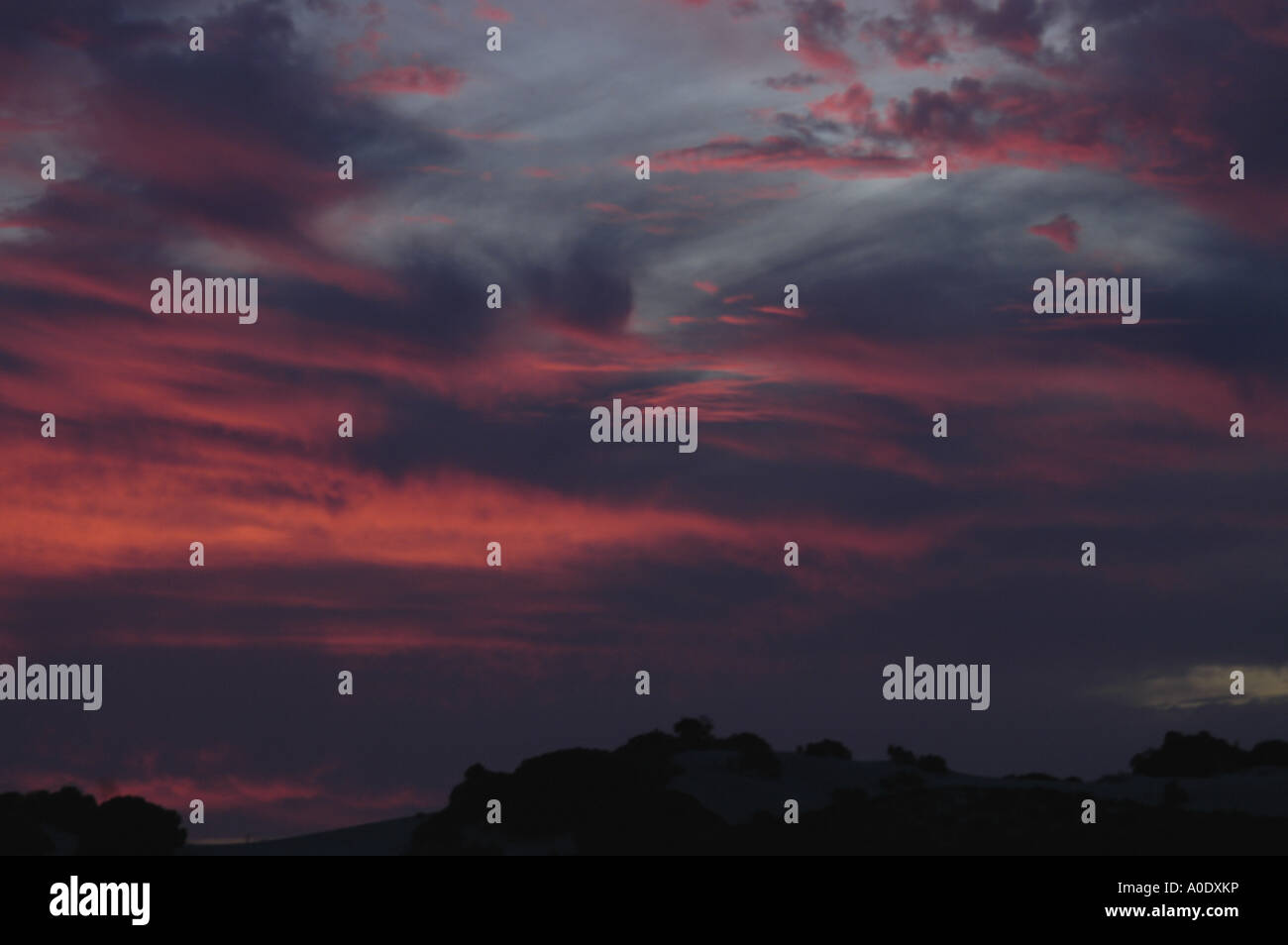 sunset at pinnacle desert Stock Photo - Alamy