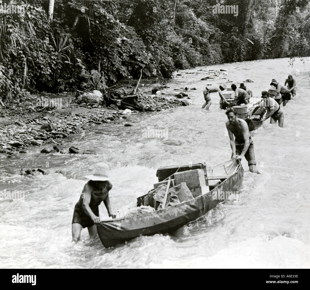 Vintage canoe hi-res stock photography and images - Alamy