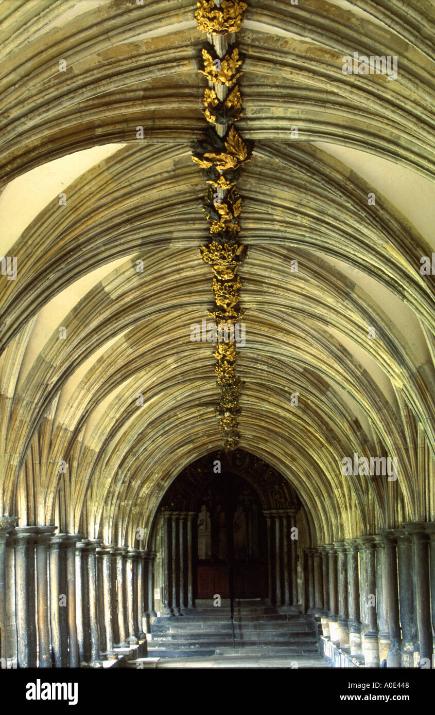 Ceiling bosses hi-res stock photography and images - Alamy