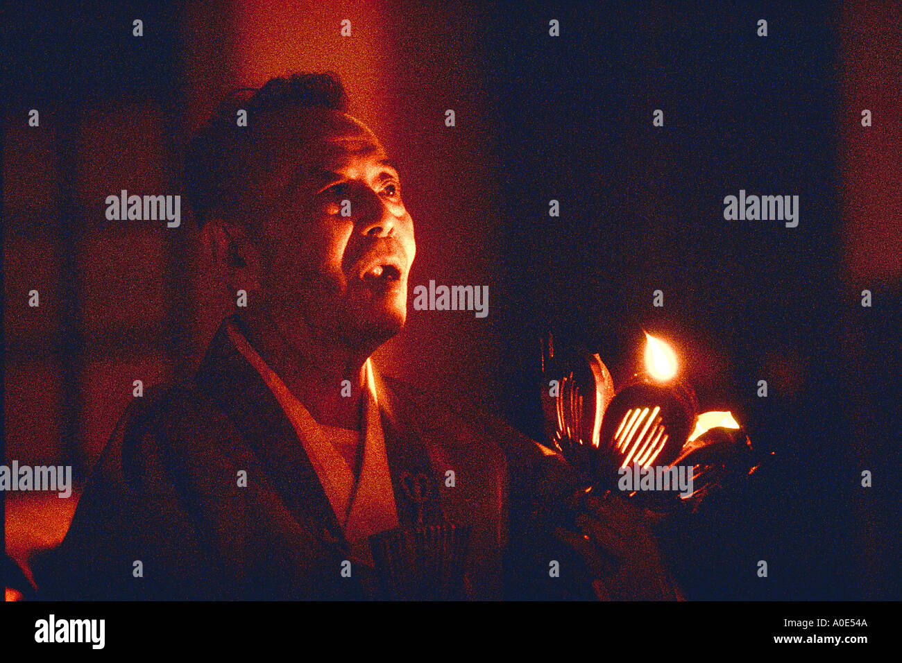 Sutra chanting hi-res stock photography and images - Alamy