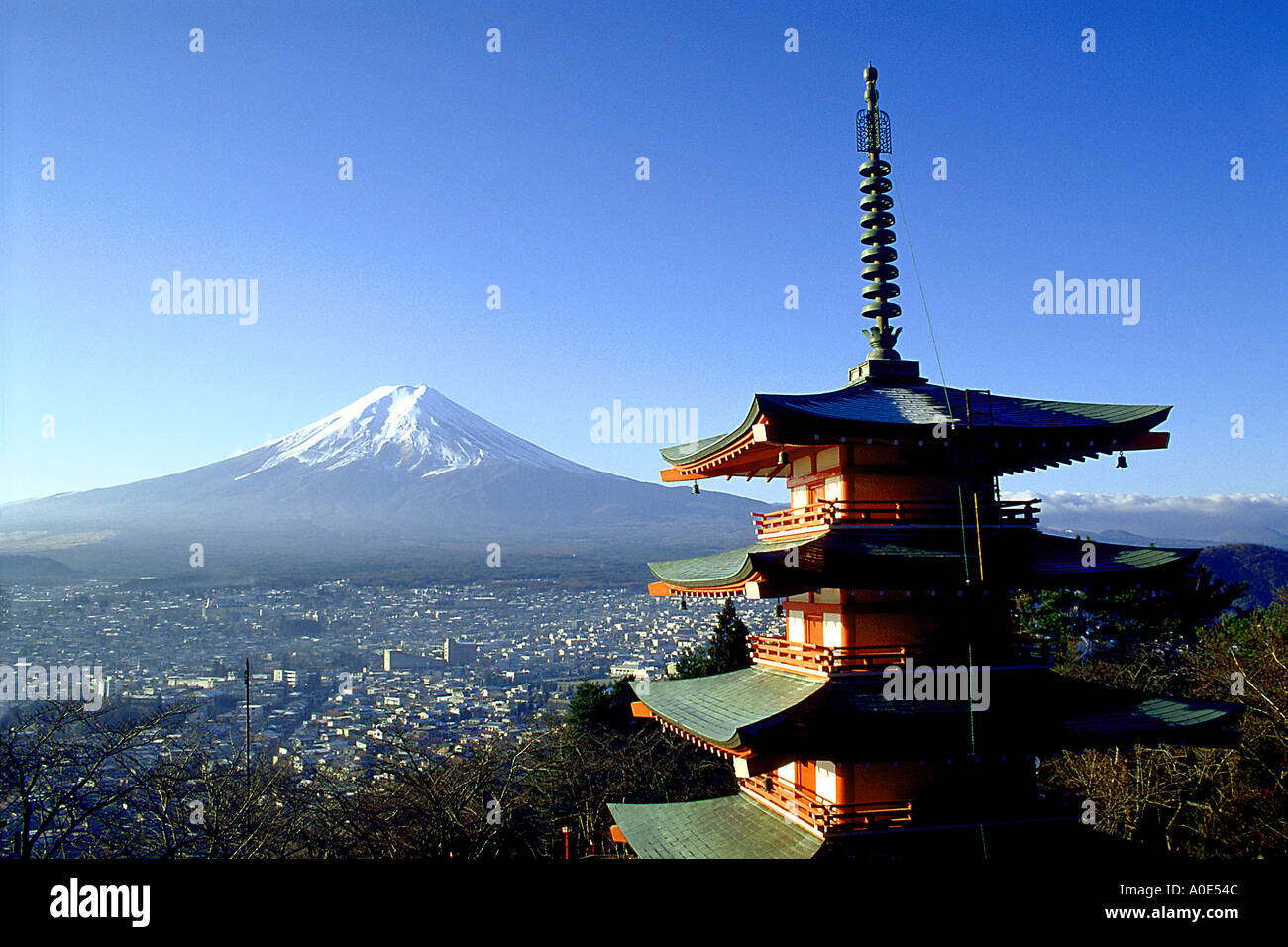 An image every photographer of Japan must take Japan Nikon F601 Tokina ...
