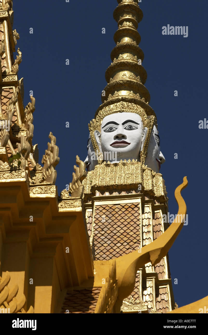 Beautiful and intricate carvings on the rooftop of the Royal Palace in ...