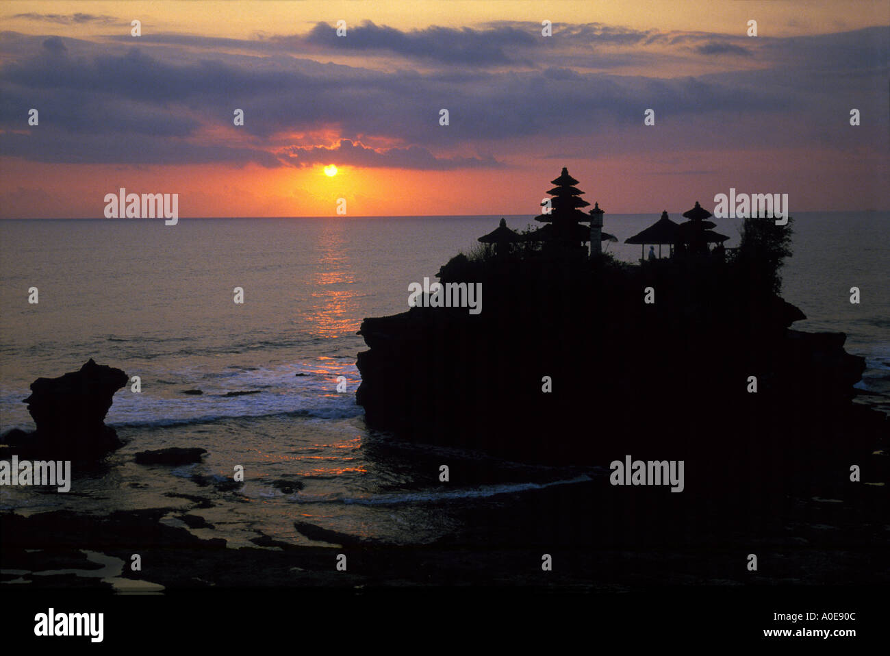 Tanah Lot Temple at sunset, Bali 2 Stock Photo - Alamy