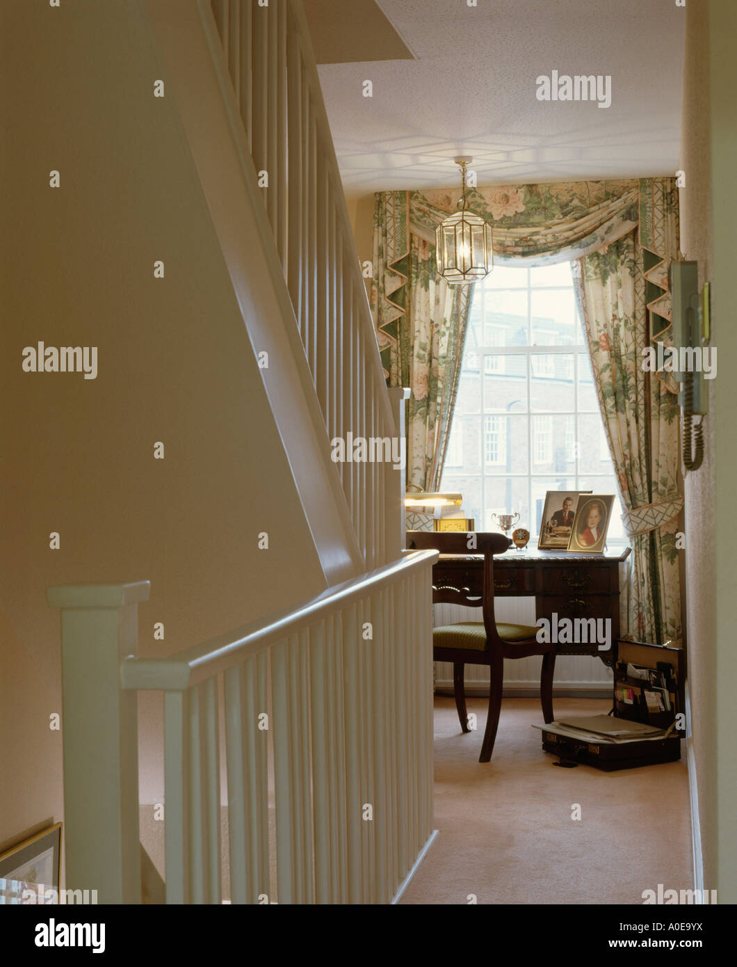 Interiors landings stairs traditional hi-res stock photography and ...