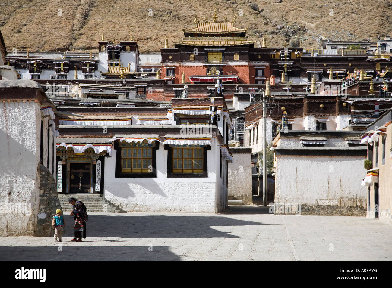 Tashilunpo Monastery 2- Shigatse Tibet Stock Photo - Alamy