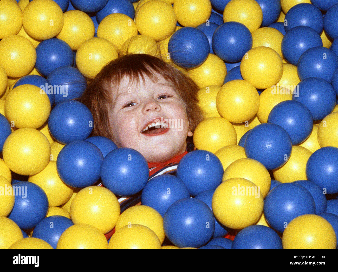 Child ball pond hi-res stock photography and images - Alamy