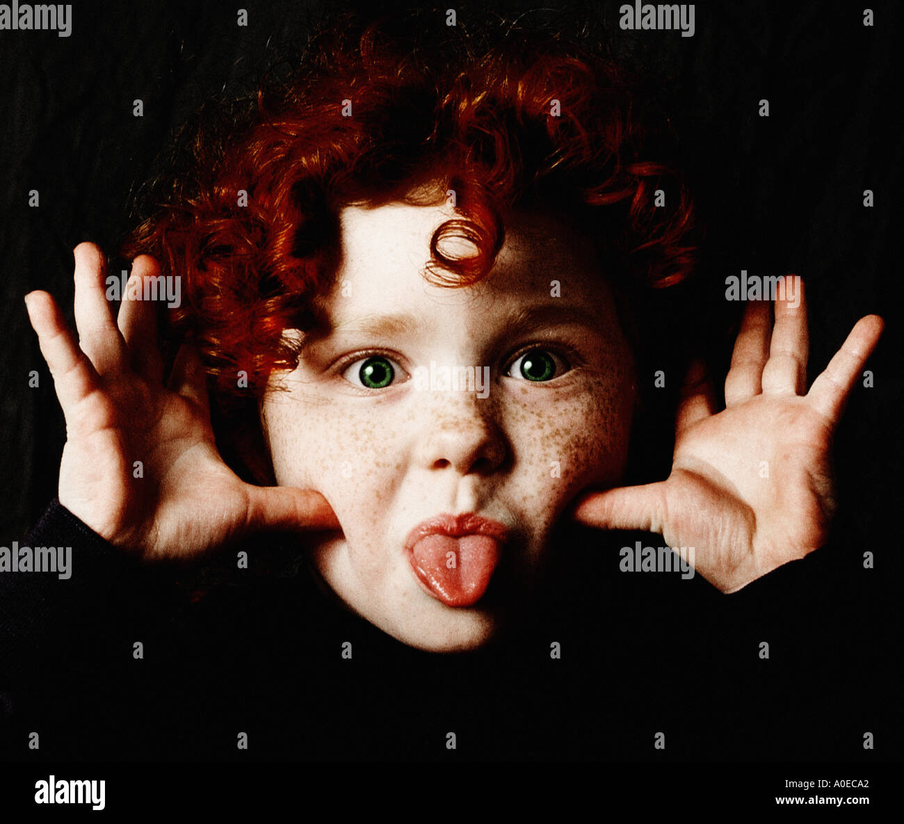 Defiant pose hi-res stock photography and images - Alamy