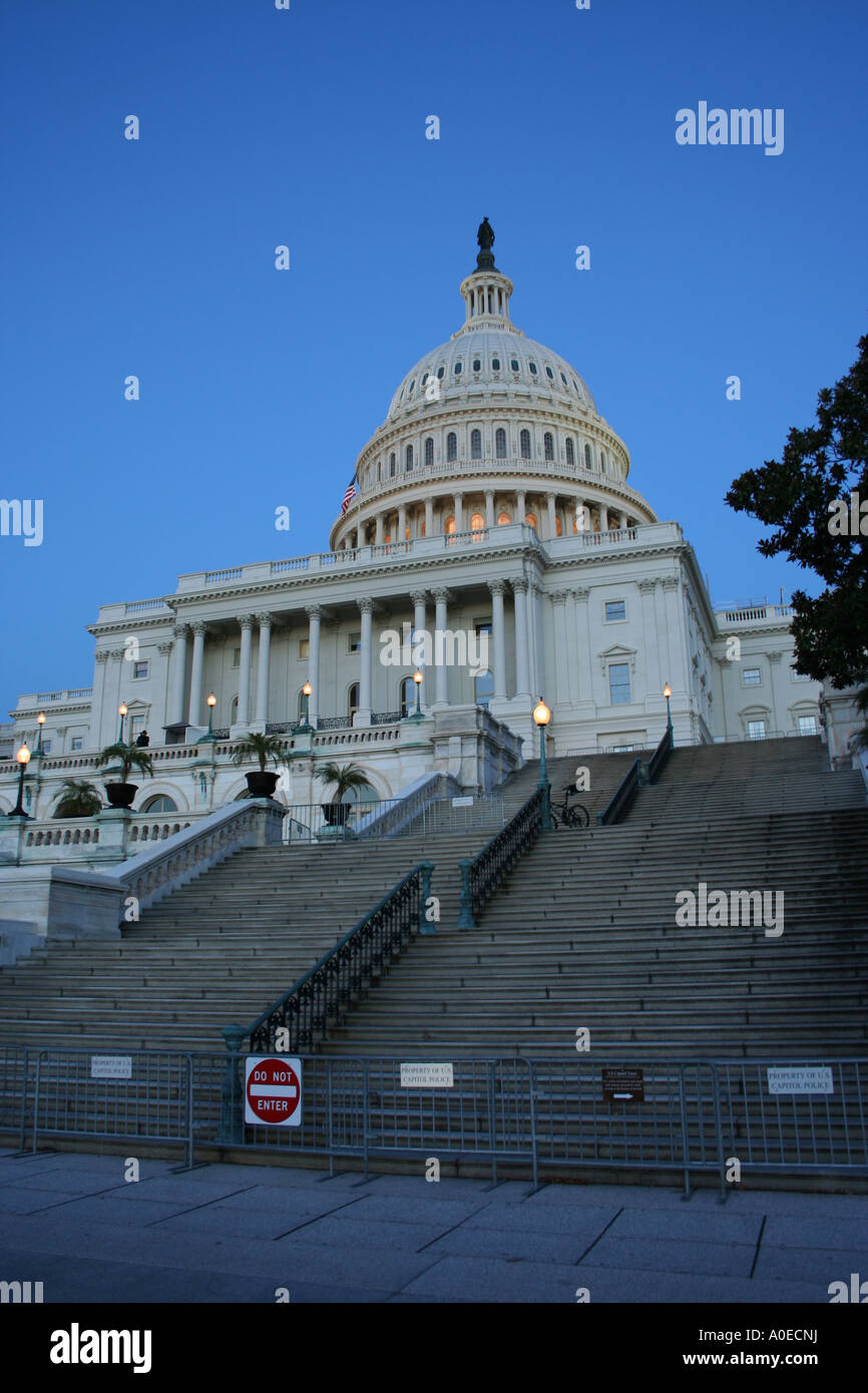 Washington dc view east night hi-res stock photography and images - Alamy